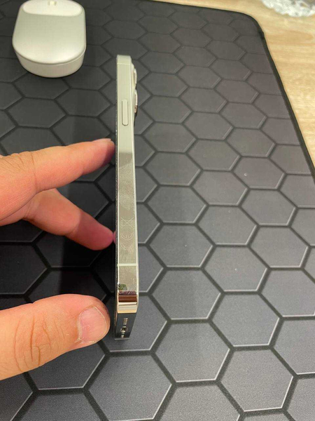 Продам Iphone 13 pro