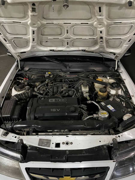 Neksiya 1.6 4.500$