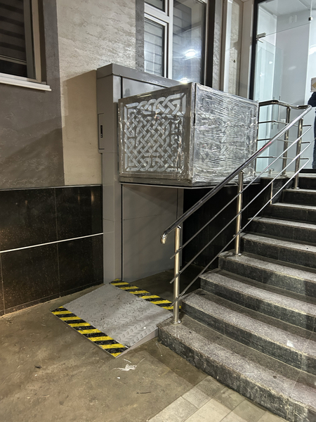 Инвалидный подемник wheelchair lift