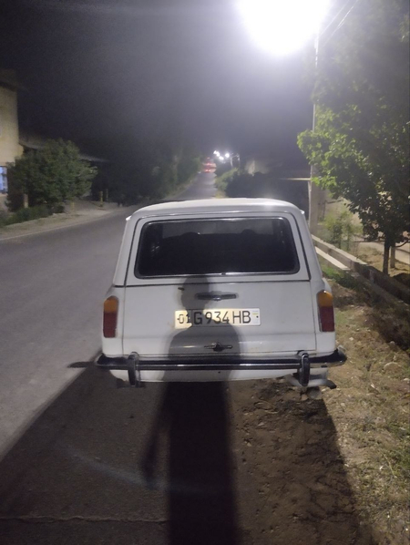 Jiguli 2102 sotiladi