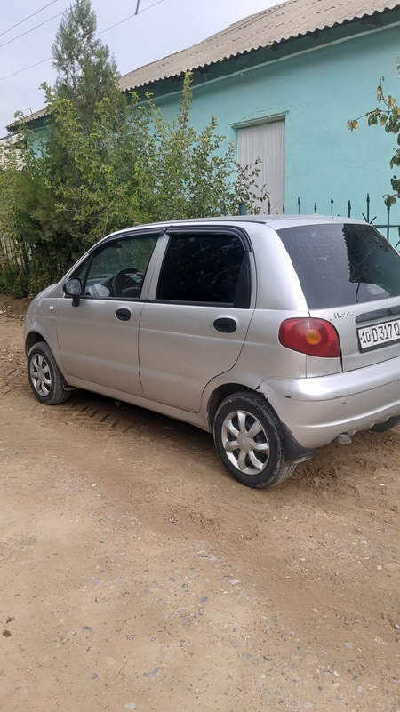Matiz sotiladi 2500$ faqat naxtga