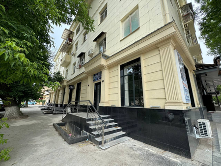 Продается Евро офис Ор-р: Улица Шота Руставели 98м2