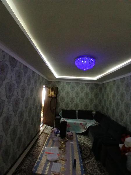 Продается квартира 3 ком на октябре г. Чирчик