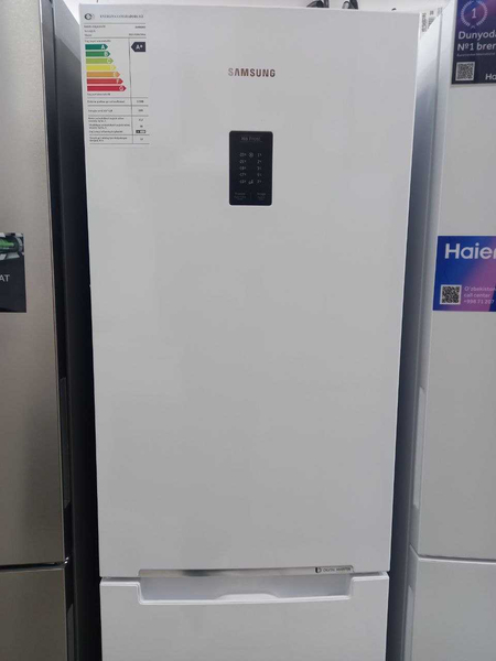 Холодильник Samsung RB31FERNDWW/W3