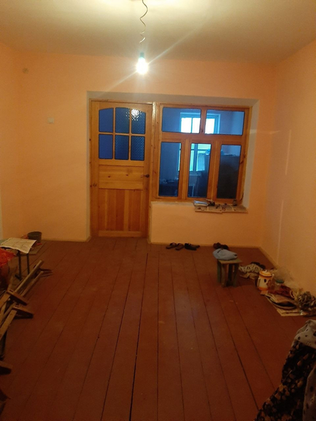 Srochni sotiladi