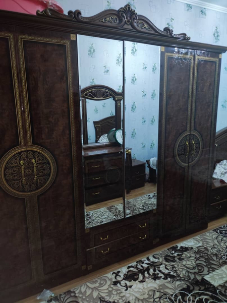 Срочно продаётся спальний гарнитур