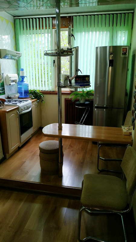 Продам 4 комнатную,Ц-5, метро  Абдулла Кодирий, Алайский рынок