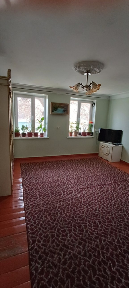 Продается квартира 2/2/2  Рисовая улица Бакалея