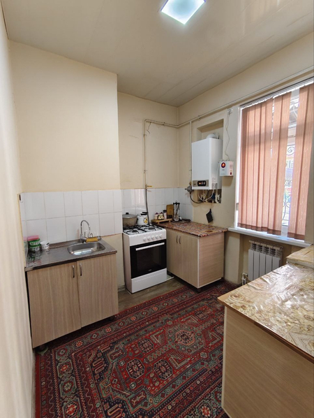 Сотилади. Сергели 6а. 2/1/7.  50м²+50м² подвал