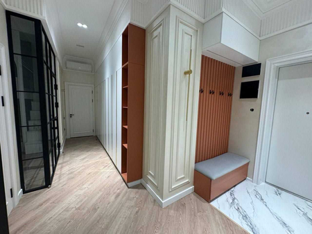 Срочно продается уютная квартира в Ташкенте.М-Улугбек 3/2/10 (J3005)