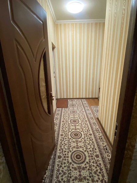 Qora-qamish 1/3 da 1 honalik 2 xona qilingan