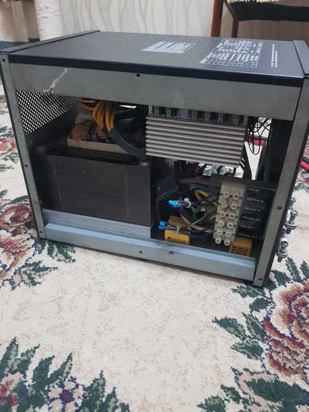 Инвертер Tripp-lite APSX3024SW б/у