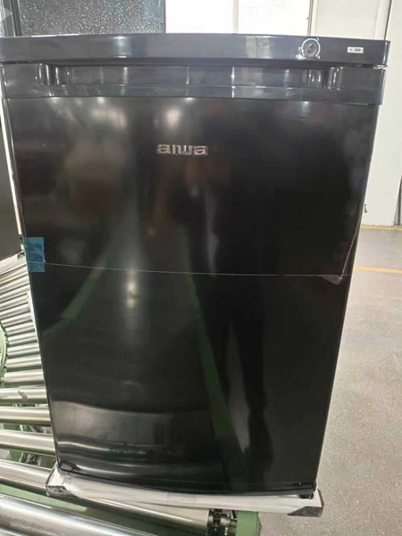 Компактный вертикальный морозильник Aiwa 100литров по доступной цене!