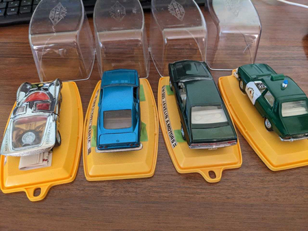Винтажные модели для коллекционеров, масштаб 1:43