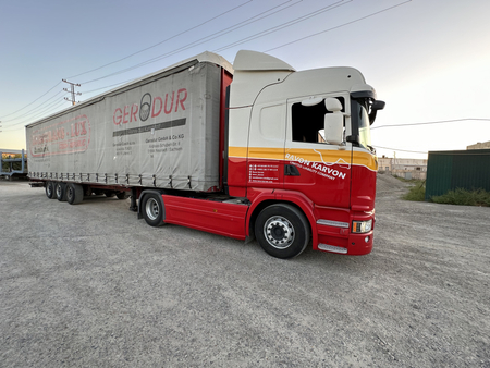 scania tigach sotiladi, matori yoq