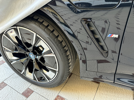 BMW iX3 Pro 2024
