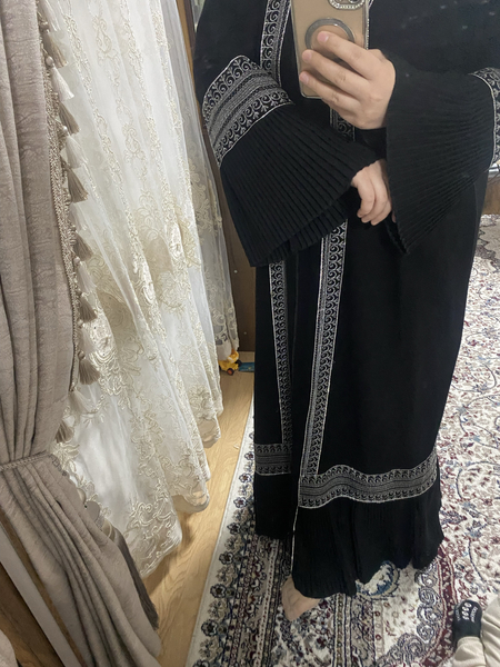 Abaya Arabistondan kelgan yangi kiyilmagan