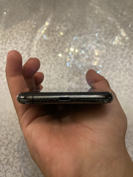 Iphone xs black