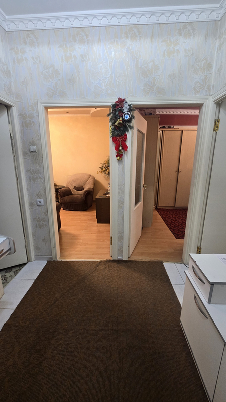 Продается квартира Чиланзар 11 4/3/4 бал 1,5х3