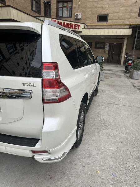 Prado ideal surowni sotiladi kraska toza 79.000prabek bitta qul 2015yi