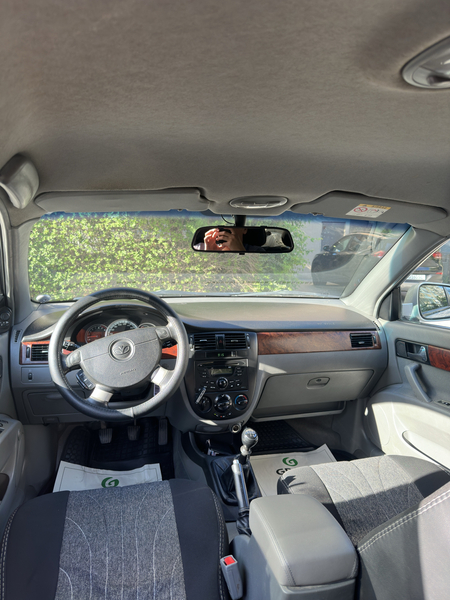 Chevrolet Gentra 1.5