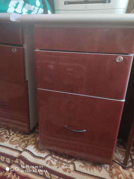 Продам тумбы в количестве двух штук (можно и по отдельности)