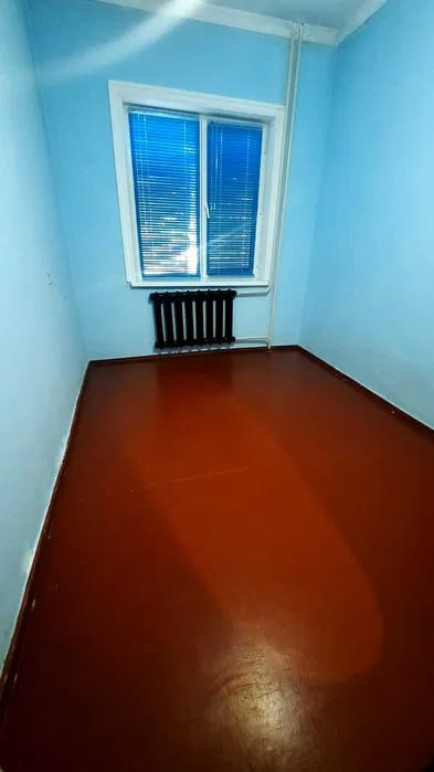 A.Yugnakiy Kvartira sotiladi 2/1/5 balkon2×6 Ipoteka xizmatlari mavjud