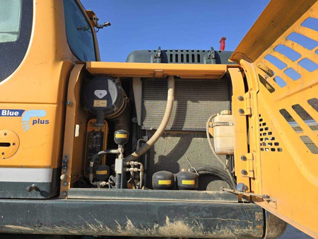 Excavator Hyundai | R140W