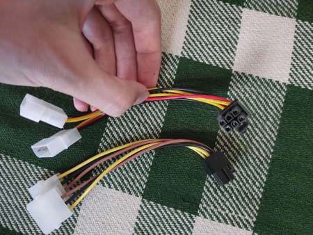 Разветвитель vga 1+2 , 2 по 6пин и 8пин возможен обмен !