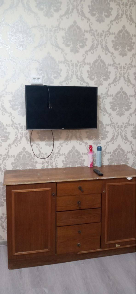 Чиланзар 2.  СРОЧНО аренда 1 комнатная 300$