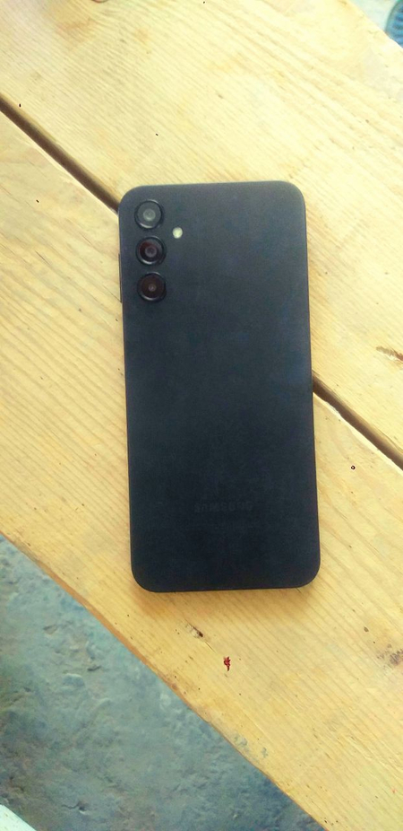 Samsunga galaxy A14 sotiladi