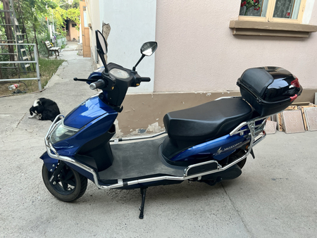 Электроскутер MOTOBEK