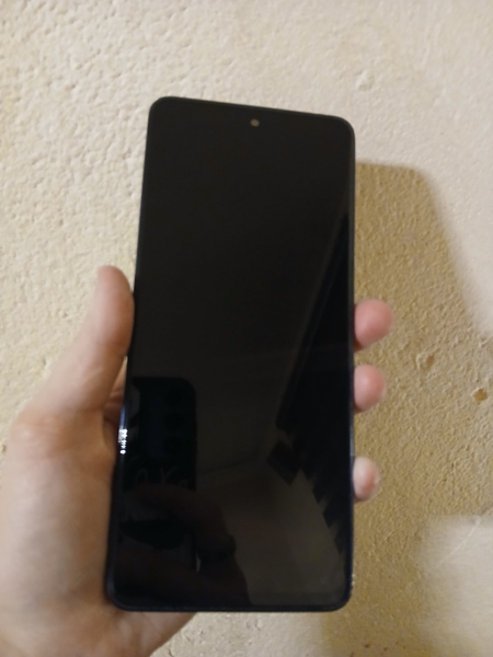 Sotiladi srochno tecno 19 pro