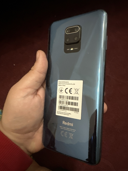 Redmi note 9 s срочно продаю