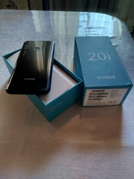 Honor 20 sotiladi