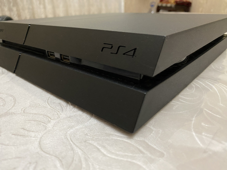 PS4 (Sony PlayStation)