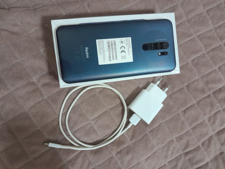 Redmi 9  4/64gb karopka dak