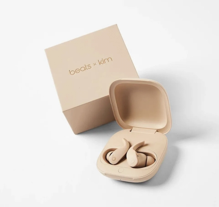 Beats Fit Pro Kim Kardashian