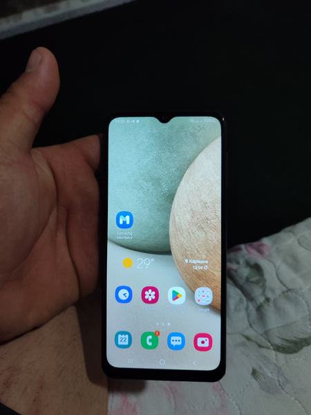 Samsung A12 sotoladi yoki abmenga