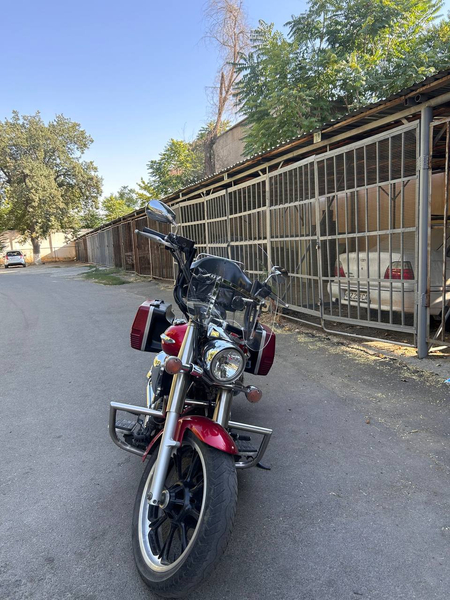 Продается мотоцикл Yamaha XVS 950