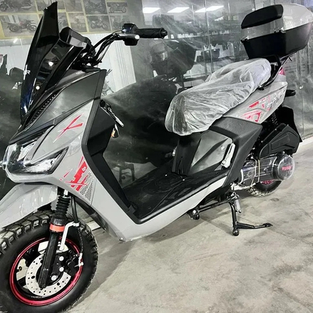 Moto Skuter Optim uz