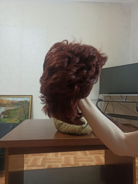 Ненатуральные парики