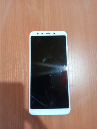 Mi 6x,  128/6, karobka dokument beriladi qõshib bitta telefon sovğa