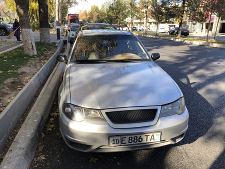 продается нексия2