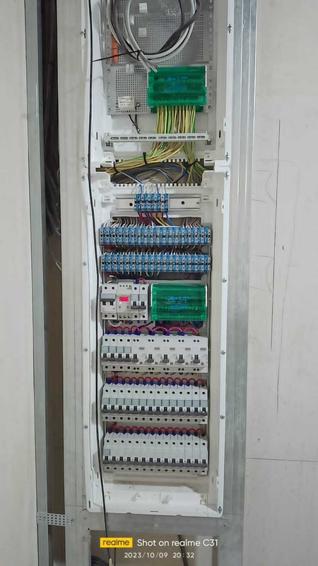 Электромонтажная работа в квартире