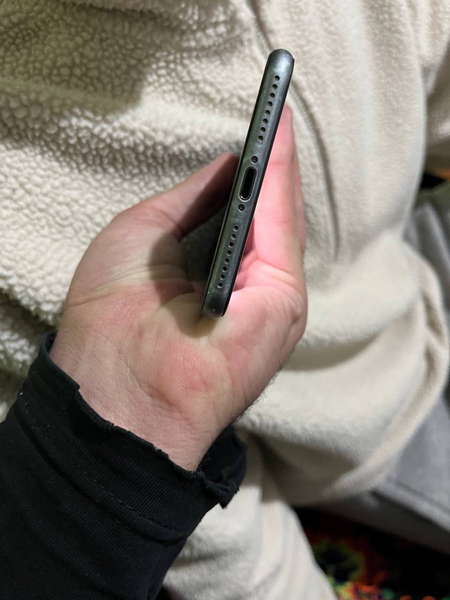 Iphone 8 pilus ideal umuman qirilgan joyi yoq!!!