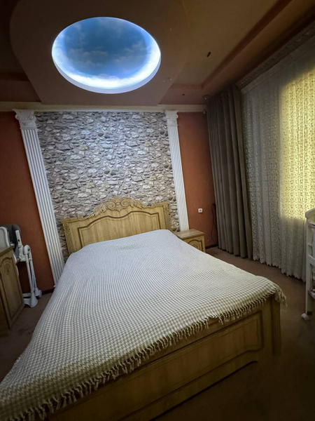 срочно продам спальный гарнитур