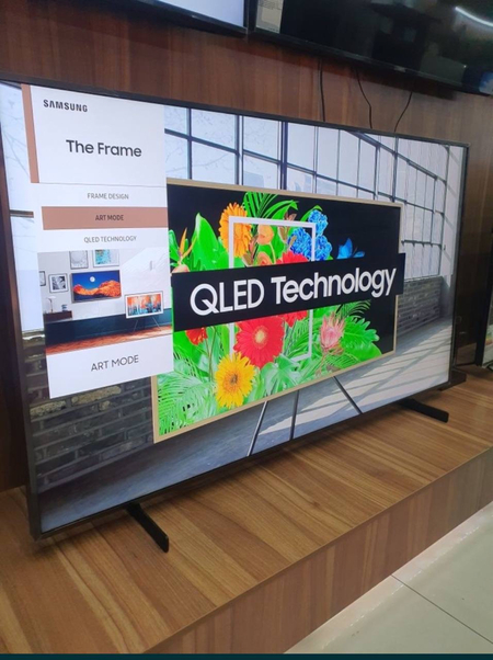 Telvizr Premeir 32PRM700S HD Smart Tv. Для дома.