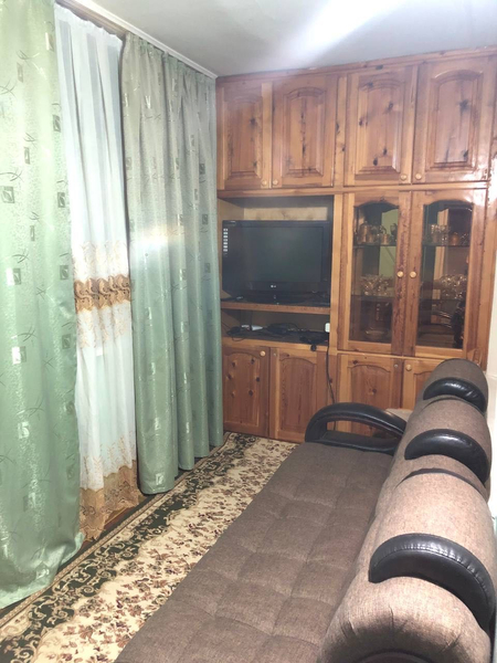 3 х комнатная квартира продаётся Ж/Д Вокзал