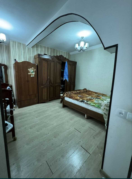 Срочно продаётся дом на Азербайджанском центре.